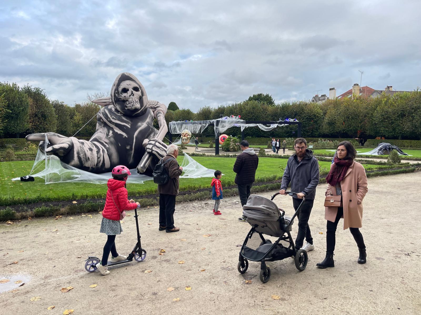 inflatable Halloween death - AIRART